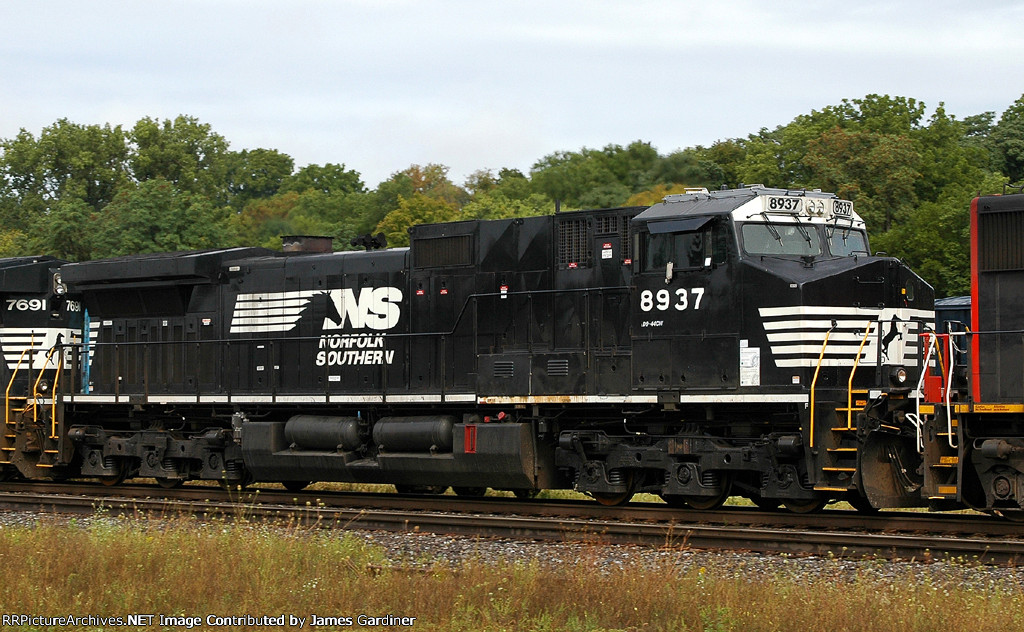 NS 8937